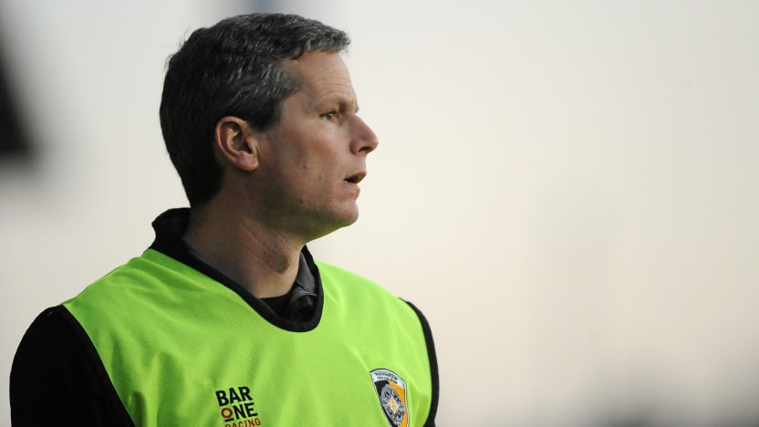 Gareth O'Neill returns as Crossmaglen manager